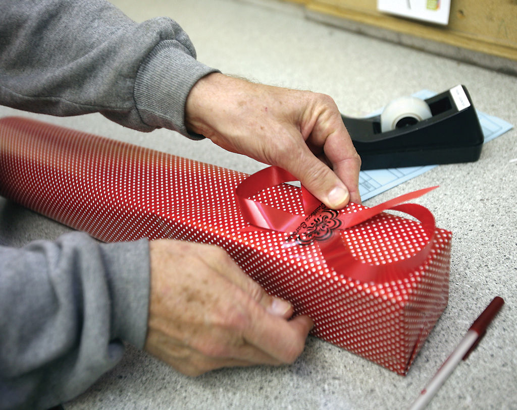 Good wrap, bad wrap | News, Sports, Jobs - Standard-Examiner